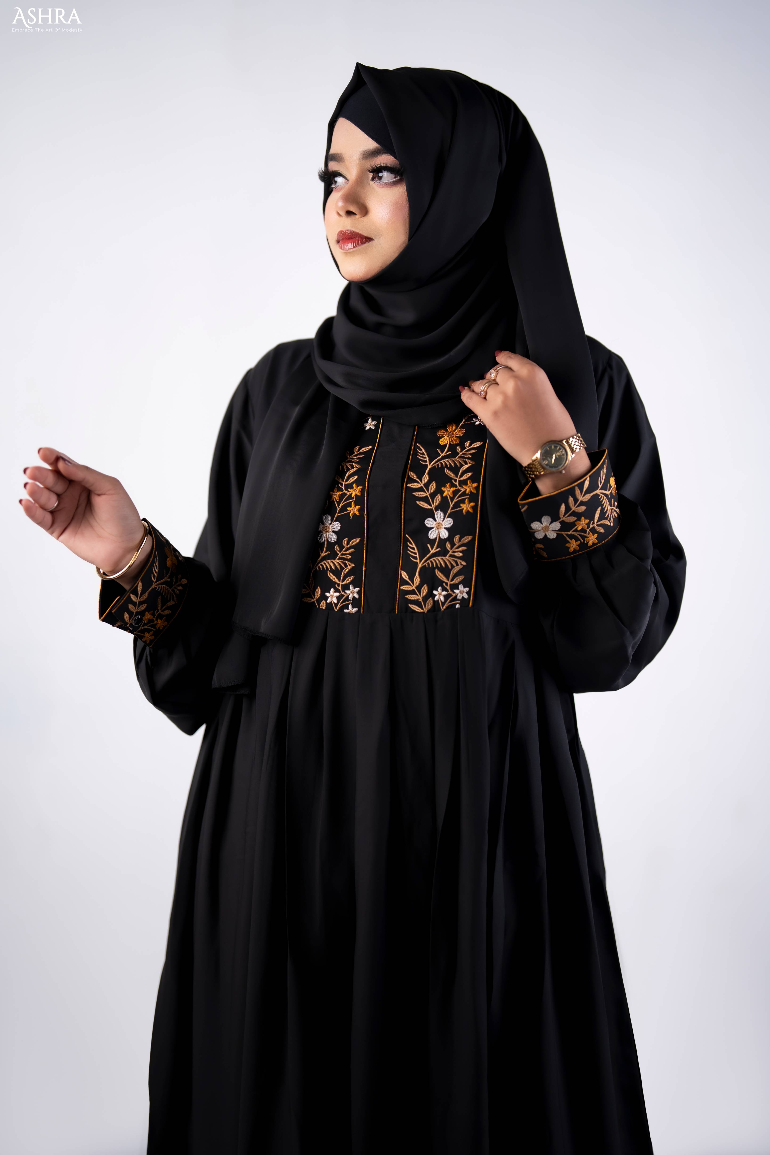 ASH.B-Yumnah | Black